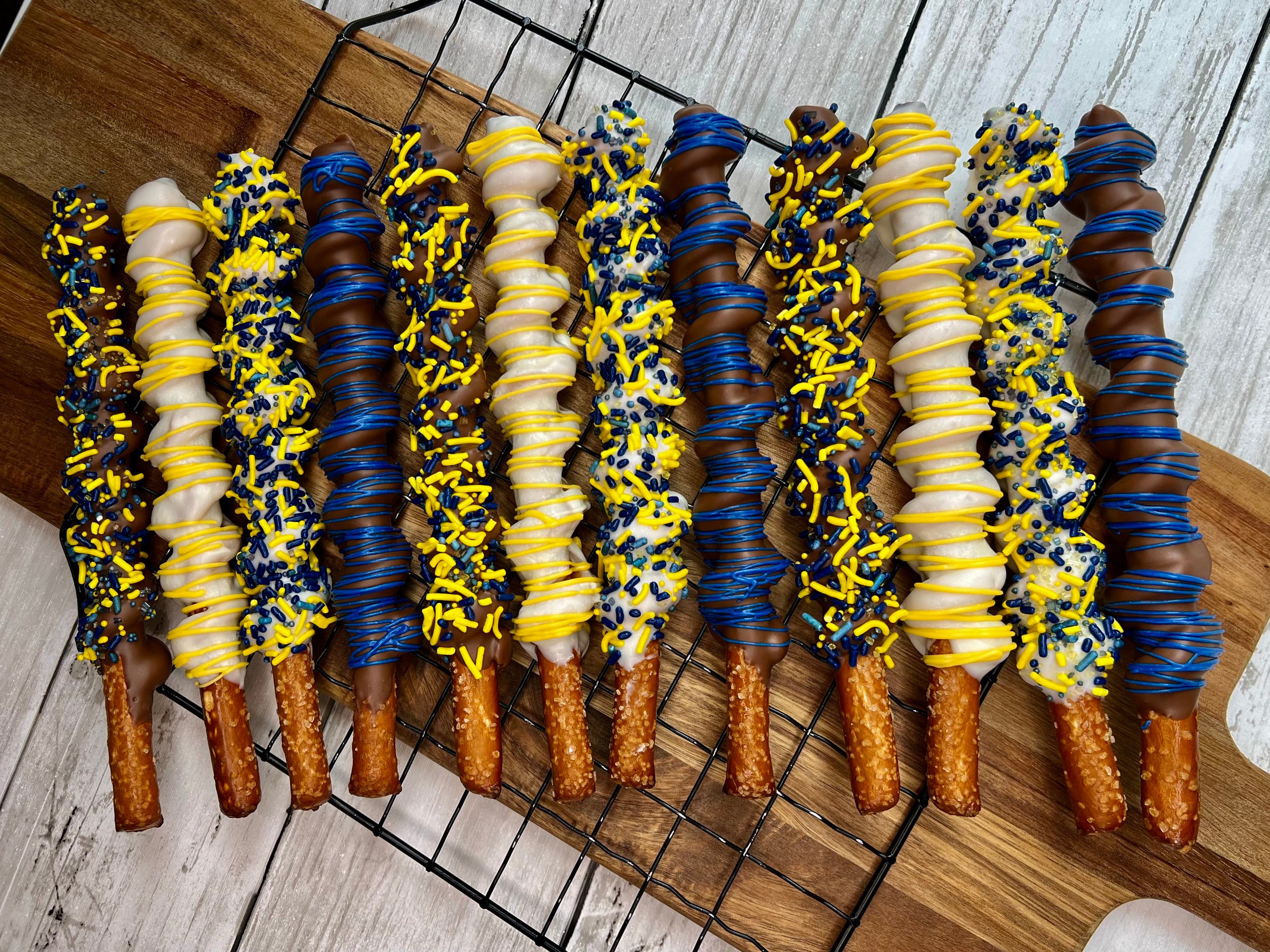 Chocolate Covered Caramel Pretzels | tracy's transport & sweet treats
